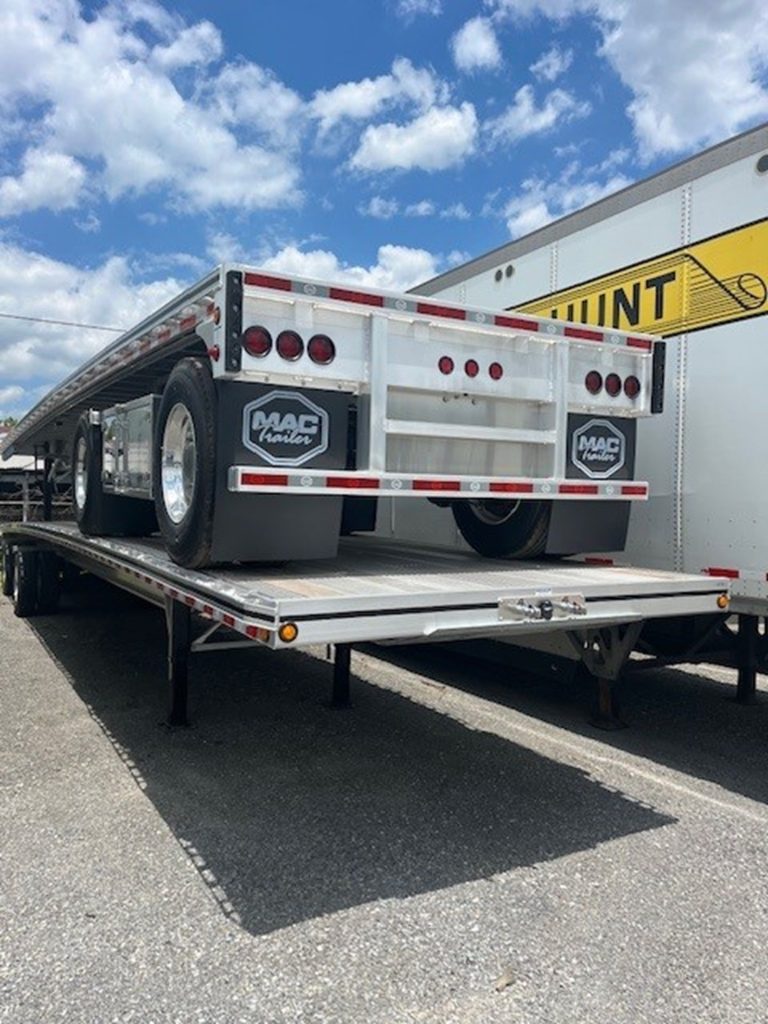 2024 Mac Trailer 48' FLATBED - Excel Trailers
