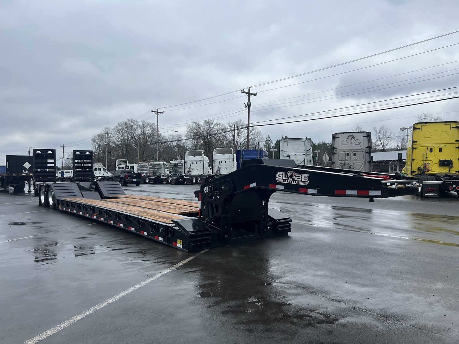 2024 GLOBE LOWBOY - Excel Trailers