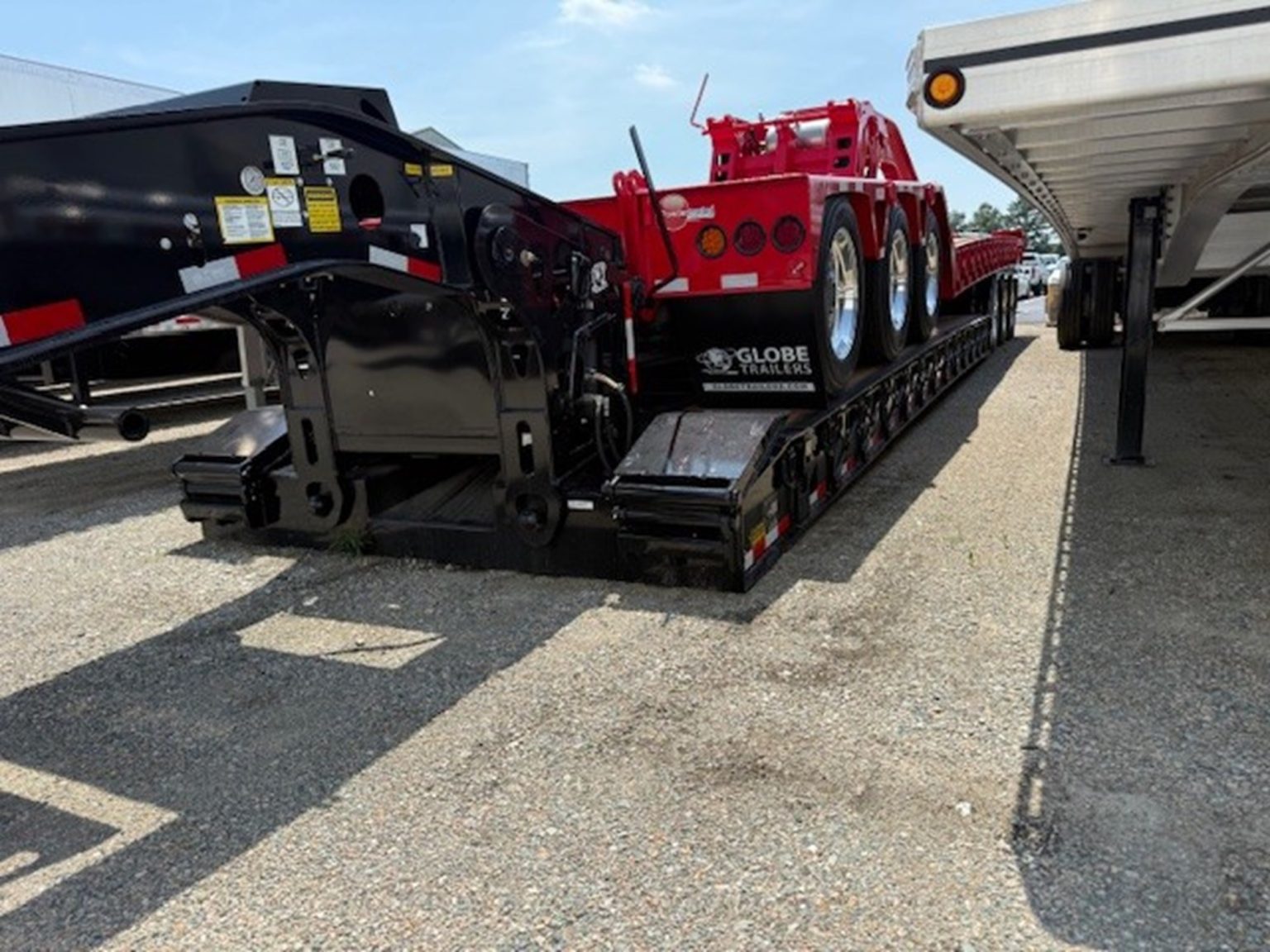 2026 Globe Trailer M Lowboy - Excel Trailers